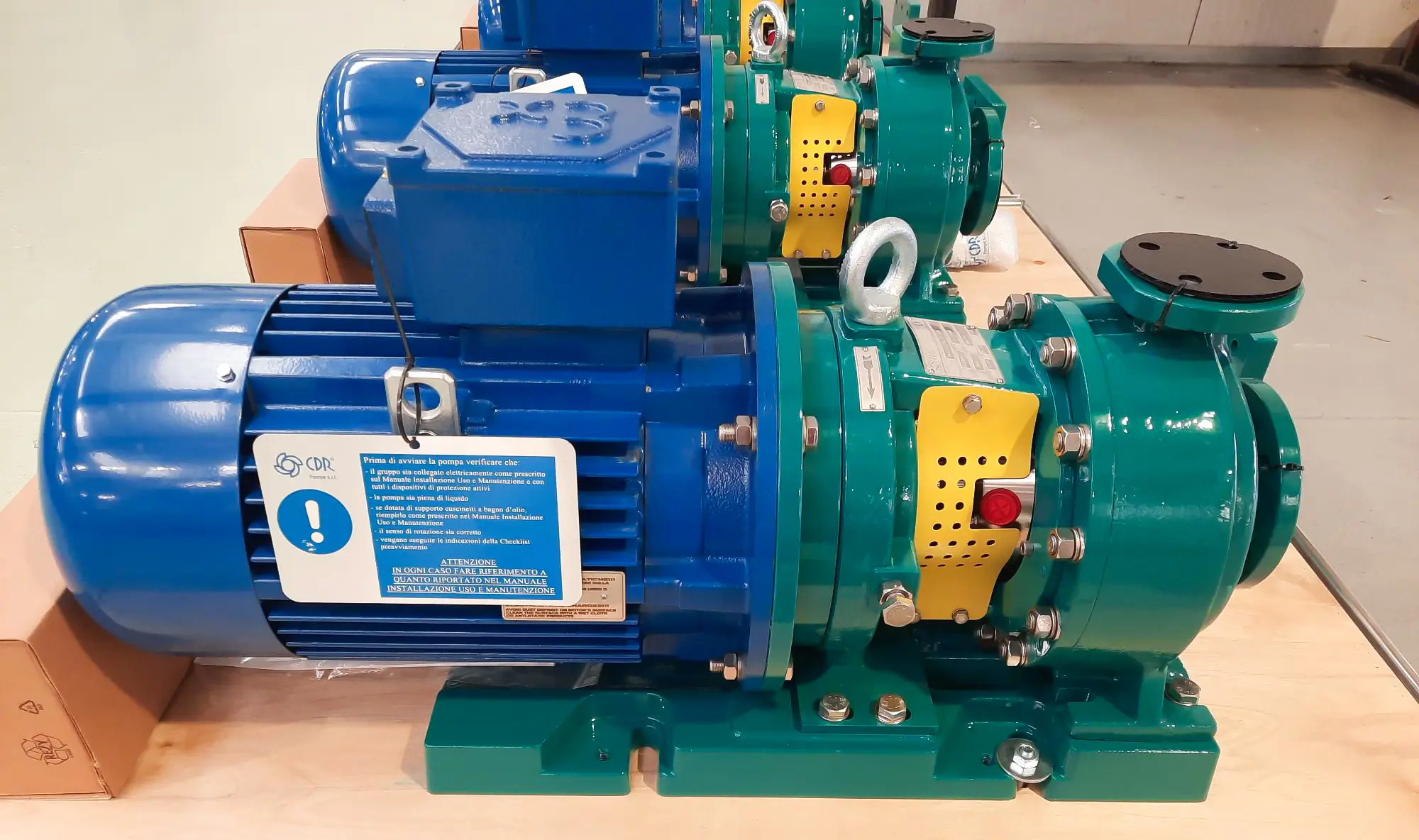 Centrifugal pumps: magnetic drive or mechanical seal?